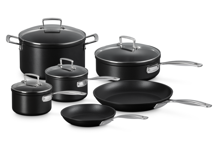 Toughened Non Stick 6 Piece Cookware Set Le Creuset UK